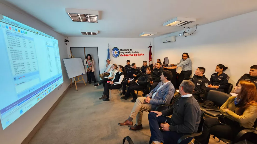 Las distintas agencias del 911 son capacitadas sobre nuevas ...